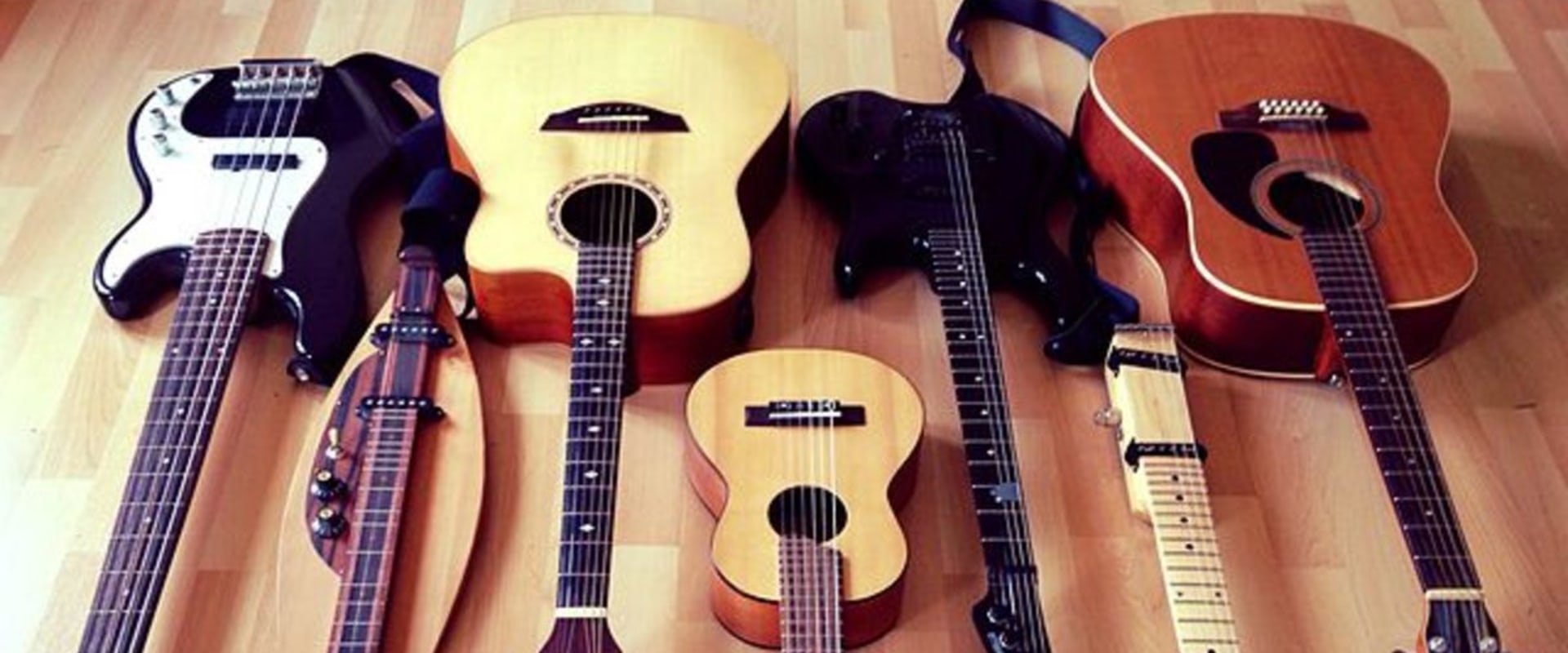 The Evolution of Modern Guitars: Electric vs Acoustic